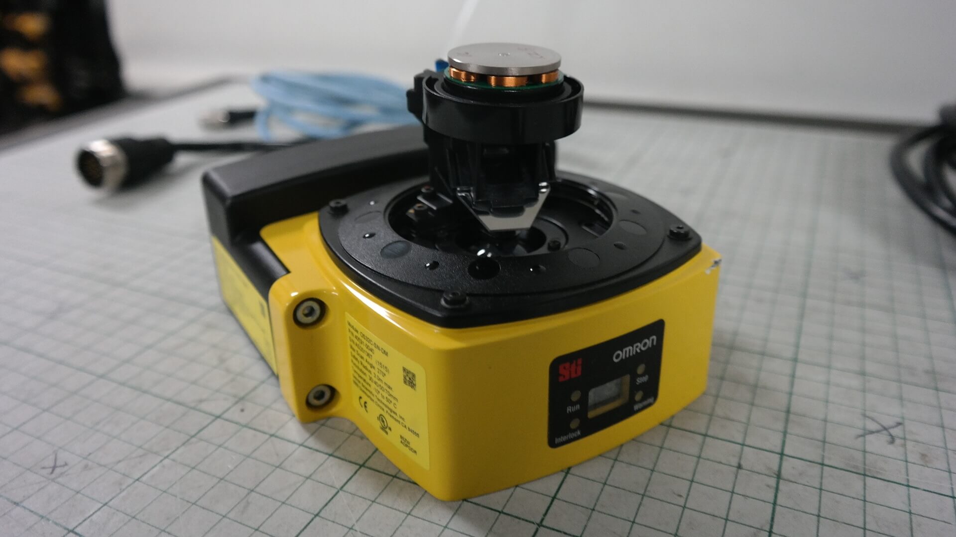 os32c-sn-dm Omron 0S32C Series Laser Scanner without cover - TME ...