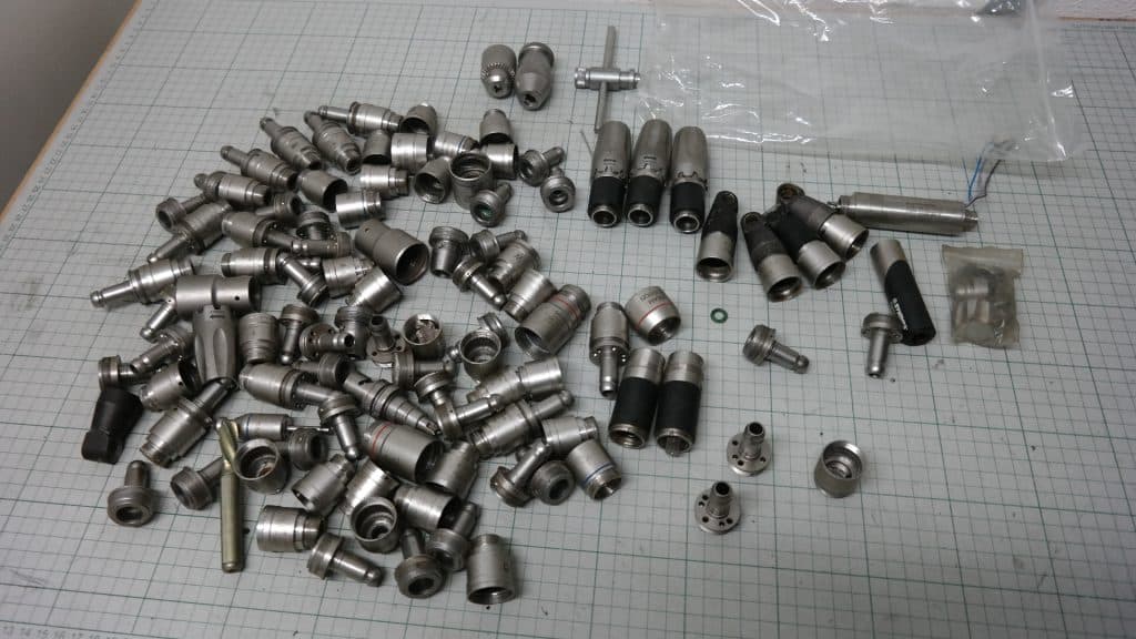 LOT of Synthes TORQUE LIMITING/ Chuck ATTACHMENT QUICK COUPLING swiss f ...