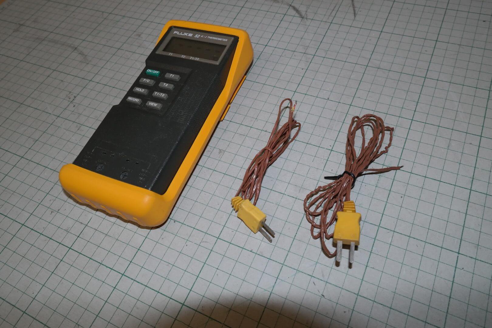 Fluke 52 k / j thermocouple Dual Input Digital Thermometer - TME ...