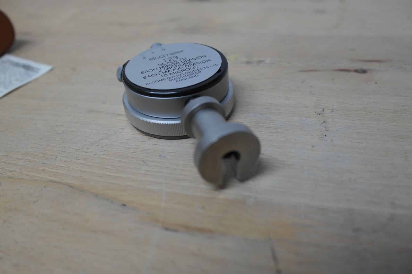 Elcometer 123 Surface Profile Gauge with Case - TME Trading Company