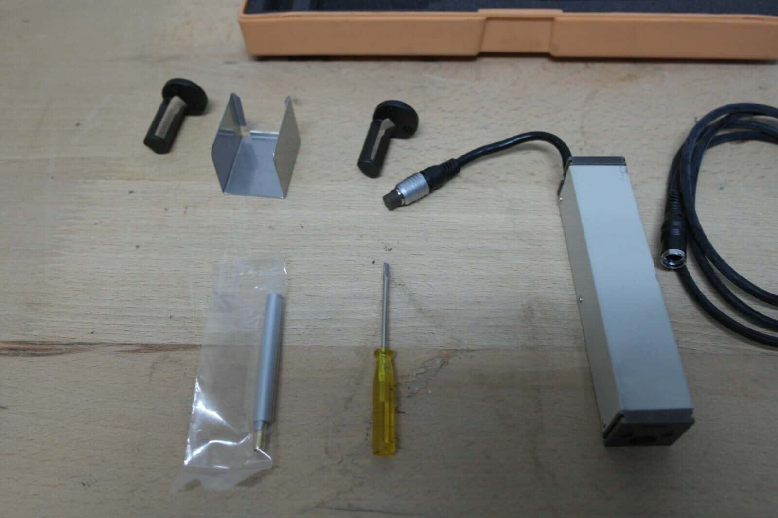 Mitutoyo Surftest SURFTEST PROBE and accesoires rod / feet/ adapters ...